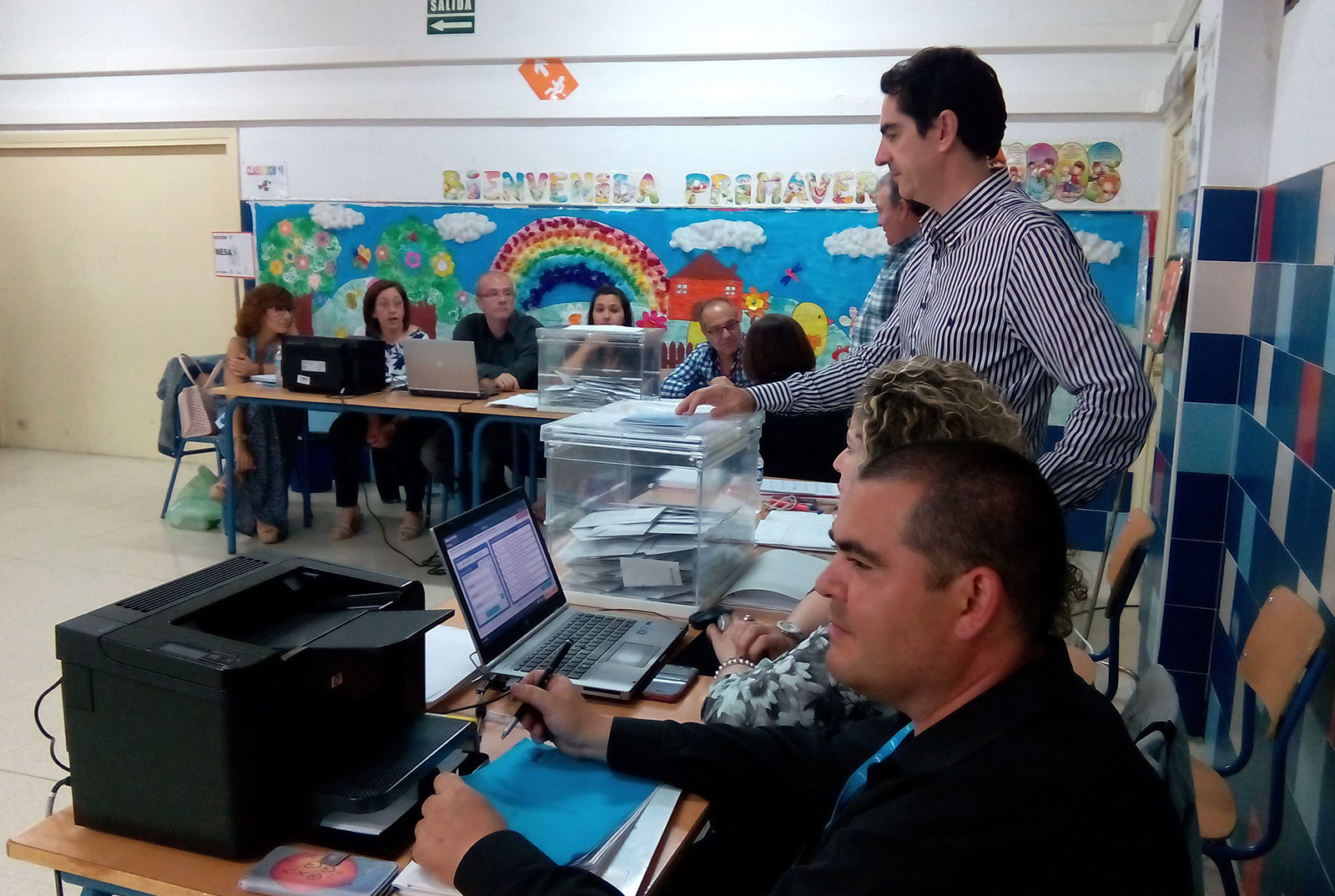 MESAS ELECTRÓNICAS: "EL MEJOR INVENTO" - Diario Guadalquivir